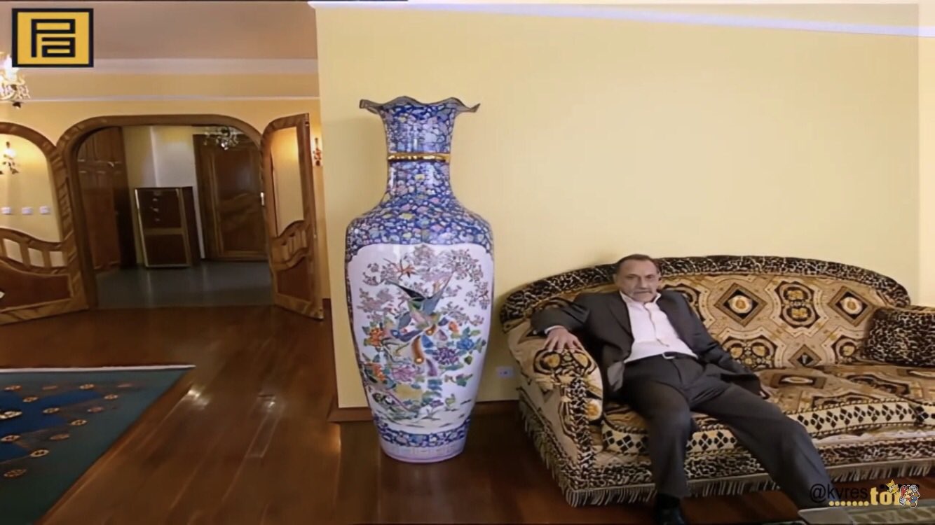 kurtlar vadisi akrep bekir in evindeki dev vazo #2299519 - uludağ ...